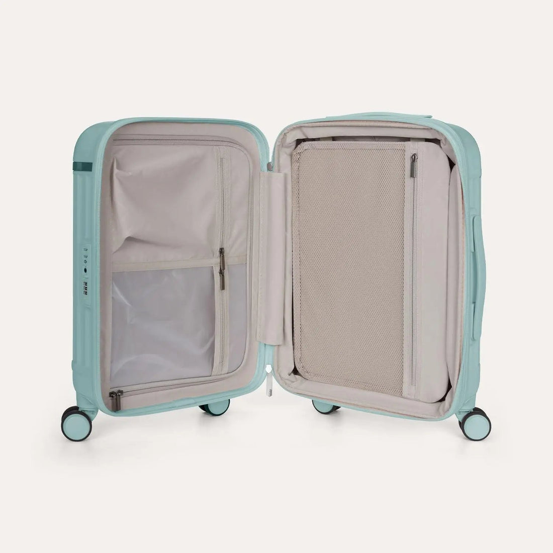 Roamer 20" Carry On | BAGSMART