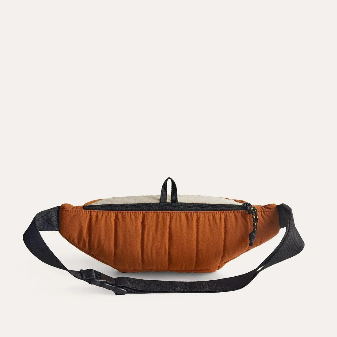 Walker 2.5L Quilted Fanny Pack | BAGSMART